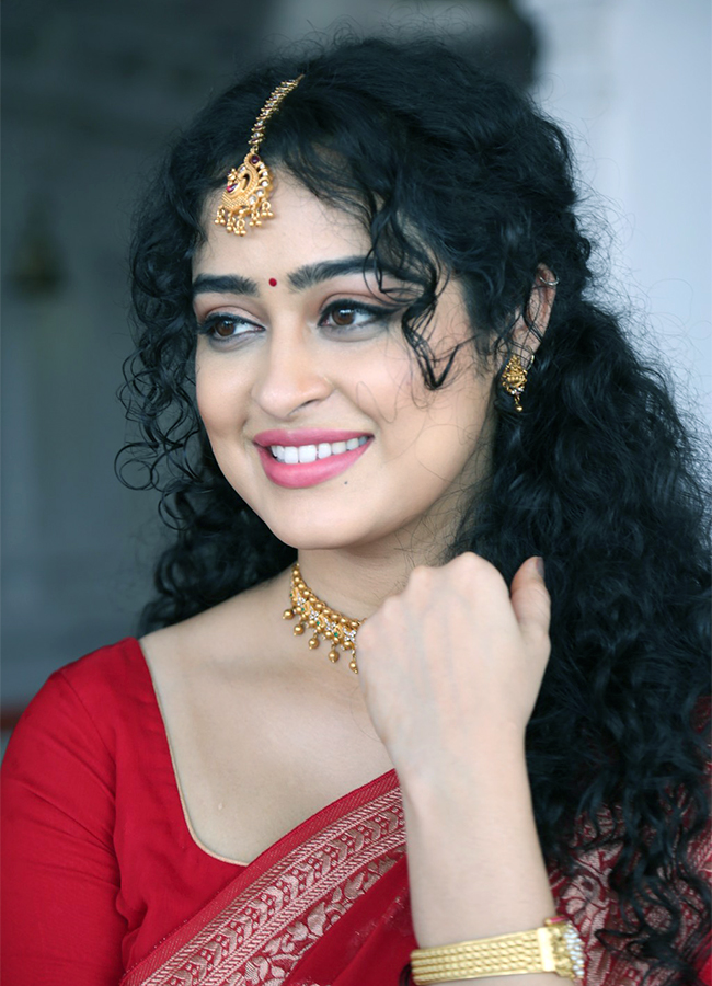 రెడ్ చీరలో RGV గర్ల్ అప్సర రాణి హాట్ ట్రీట్ (ఫొటోలు) | Actress Apsara Rani Hot Photoshoot Stills ...